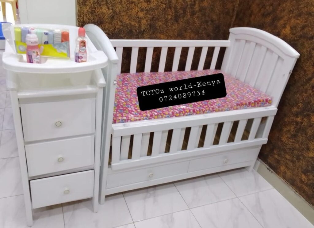 Dubai designed baby cot with side drawers - TOTOz World Kenya